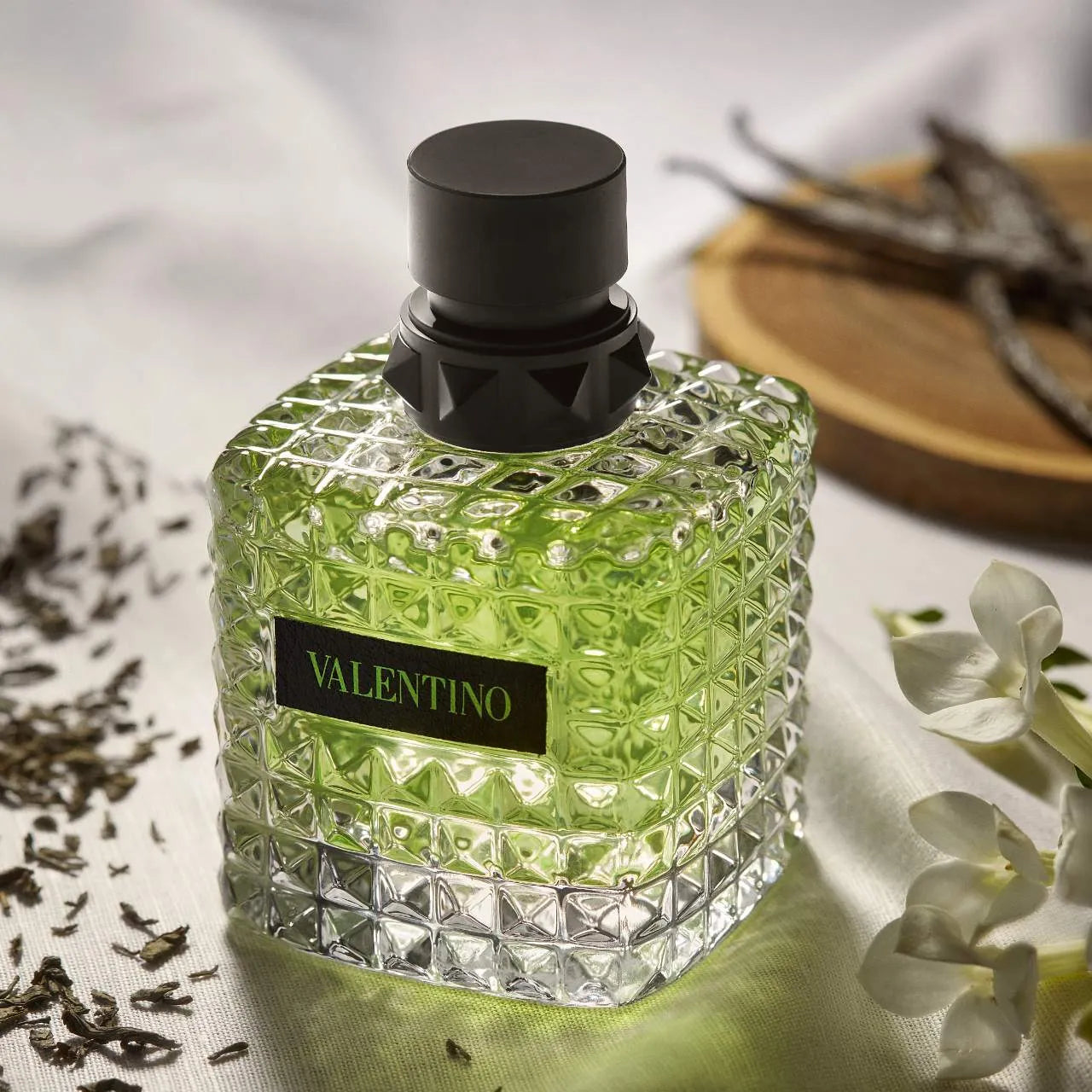 Valentino Donna Born in Roma Green Stravaganza Sample – Simple Scentz